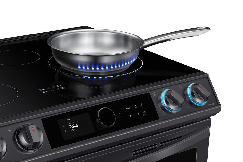 Samsung - Bespoke 6.3 cu. ft Induction Range in Black Stainless - NE63